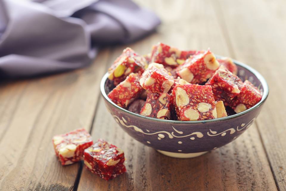 Halawet El Moled shanawany (El Domeya) - 1 Piece – The Taste of Egypt